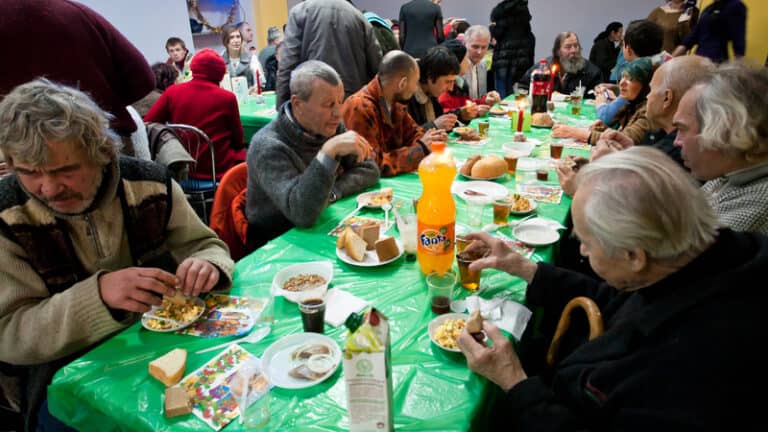 Seniors Facing Homelessness | Seniors Guide